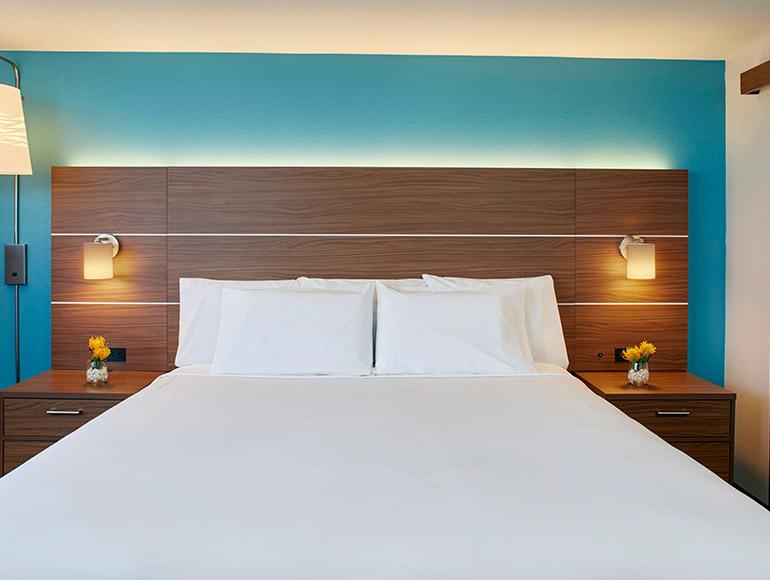 Beautiful Ocean View Honolulu Hotel Rooms | Hotel Rooms Waikiki ...